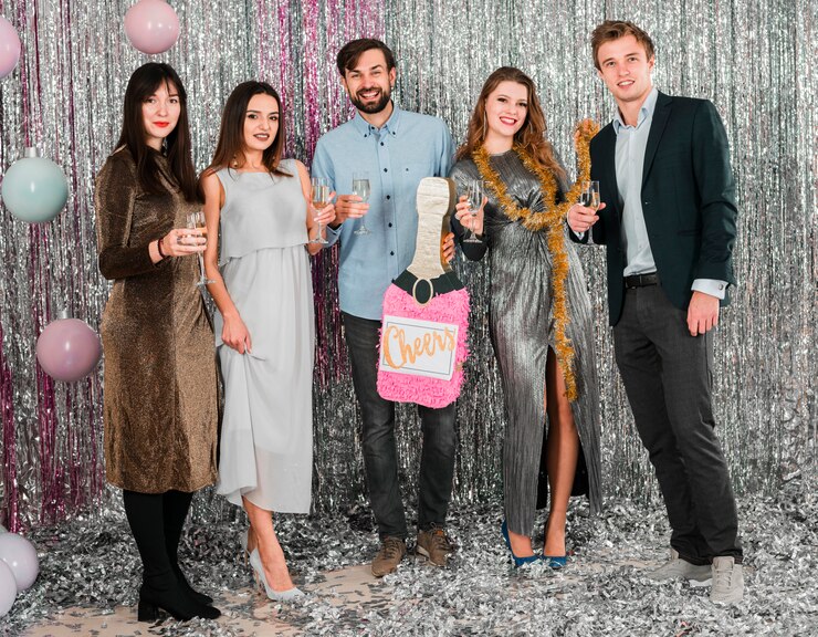 How a Ring Roamer Photo Booth Can Change the Mood of Your Party ...
